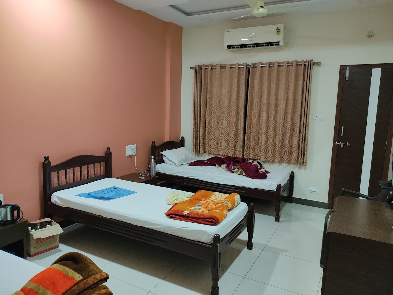 Super Deluxe Family Room: Saurashtra Leuva Patel Samaj Dwarka: Best ...